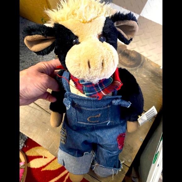 GANZ | Other | Clarence By Cottage Collectibles By Ganz Cowe | Poshmark